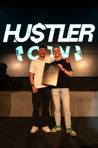 HustlerCon 2026 – Největší event pro mladé podnikatele v Česku
